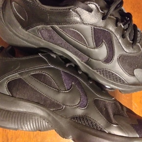 Nike | Shoes | Nike Size 1 Mens Nike Air Zoom Division Running Shoe ...